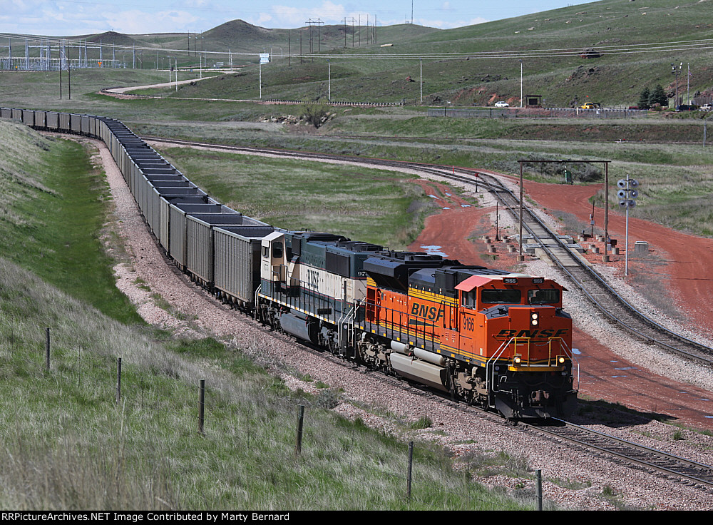 BNSF 9166 and 9755